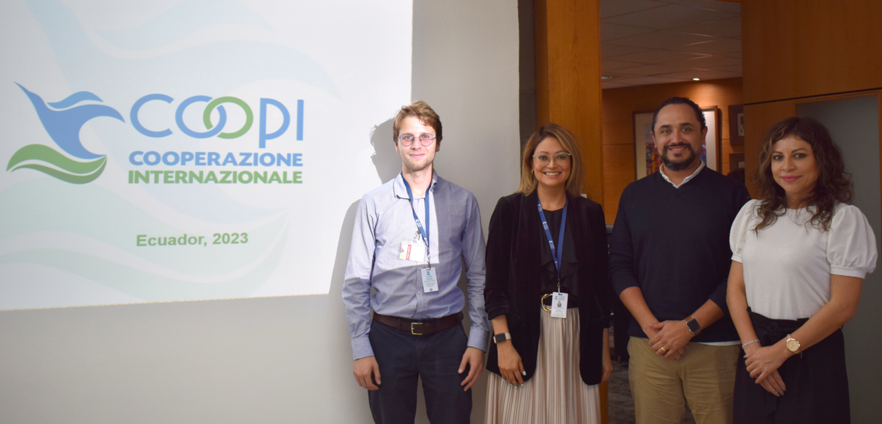 Ecuador. With the Ministry of Education for the protection of children ...